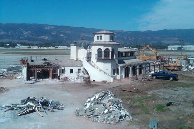 Old Airport Terminal | Photo of the Day | Noozhawk