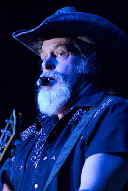 Ted Nugent Rocks Chumash Casino Resort | Media | Noozhawk