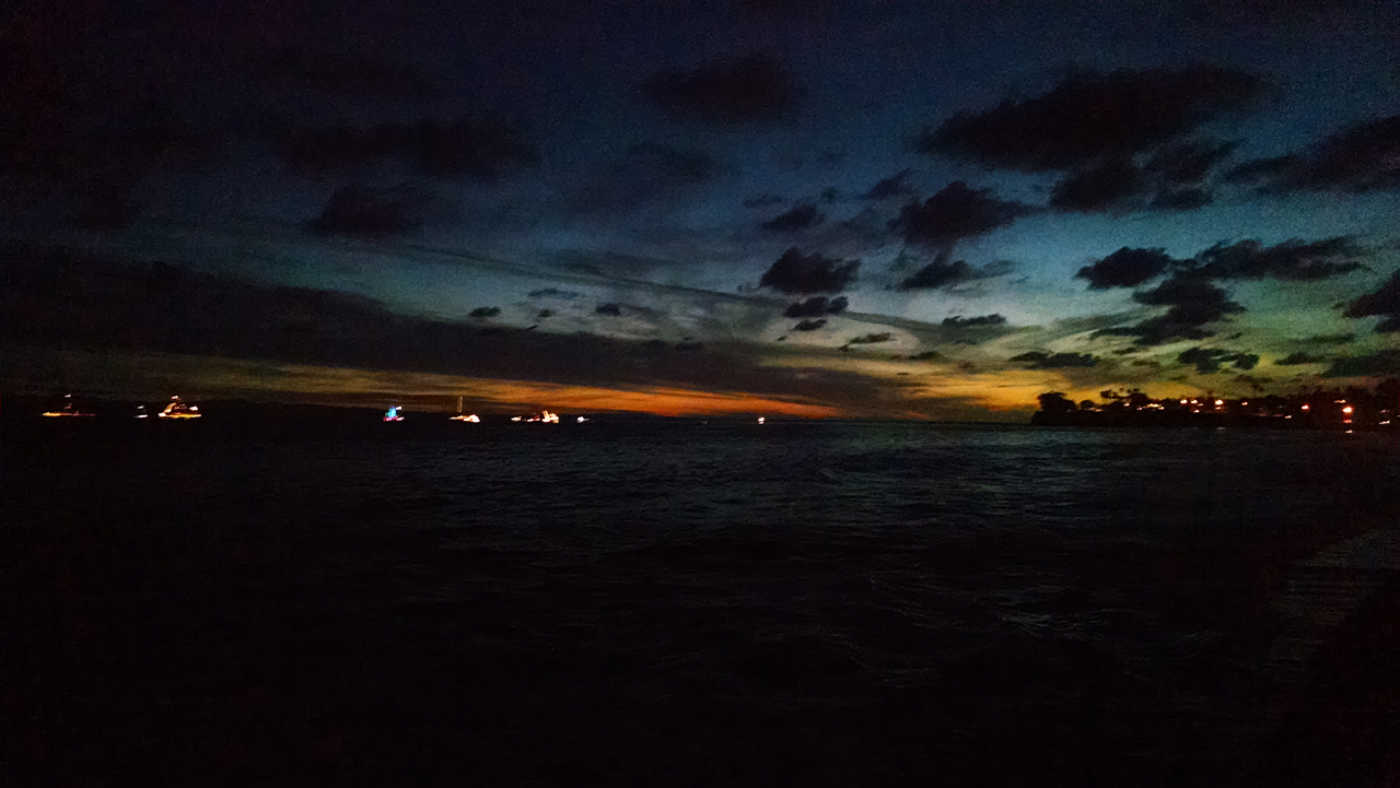 Santa Barbara Parade of Lights Sails into the Holidays | Media | Noozhawk