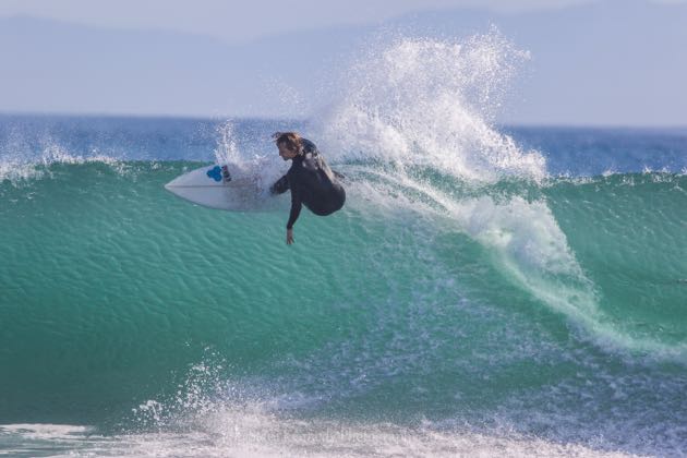 Surfing Campus Point | Photo of the Day | Noozhawk