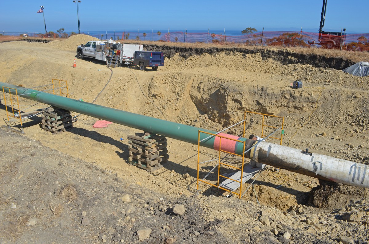 ExxonMobil Acquires Troubled Crude Oil Pipelines from Plains All ...