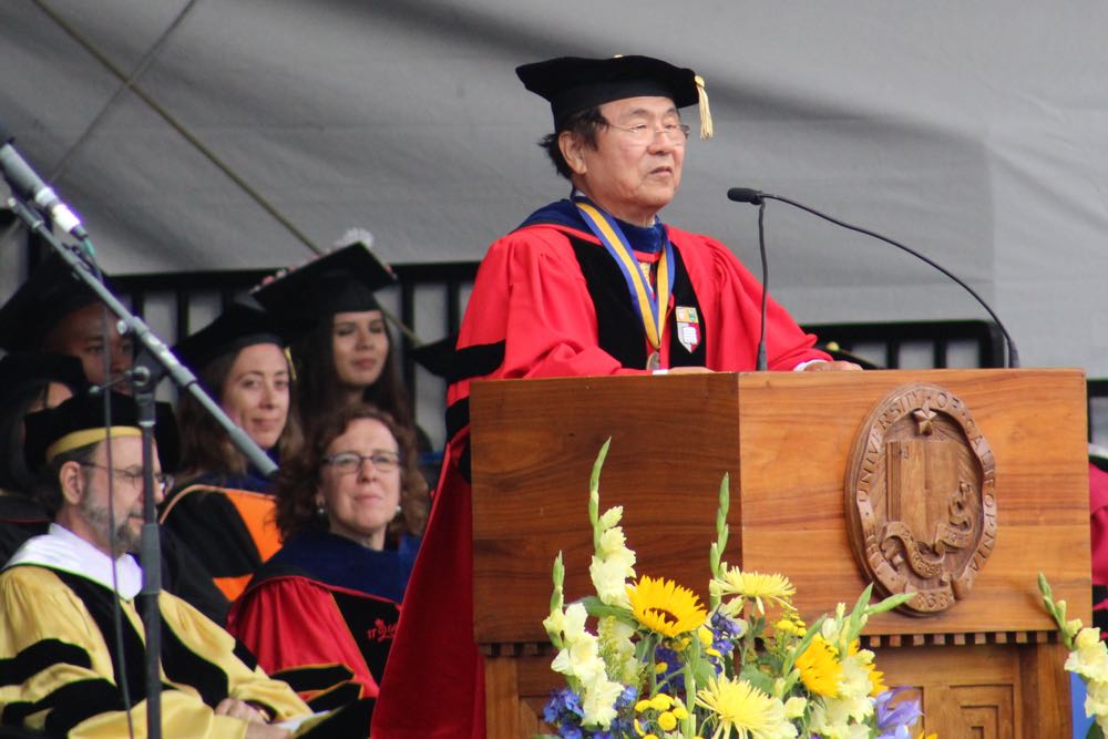 UCSB Graduates Step Confidently into Their Future | Media | Noozhawk