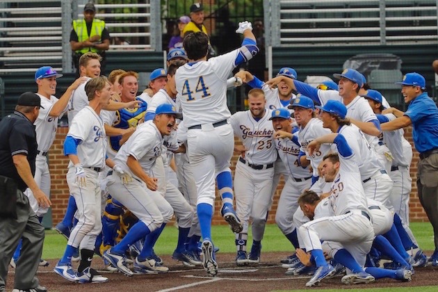 UCSB Wins Regional Opener in Walk-Off Fashion | Sports | Noozhawk