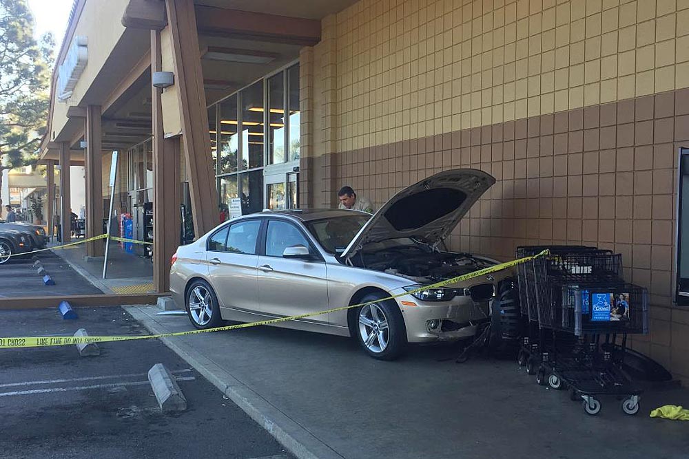 No Injuries Reported After Elderly Driver Hits Goleta Albertsons ...