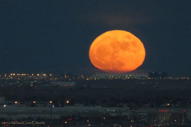 Denver Supermoon | Photo of the Day | Noozhawk
