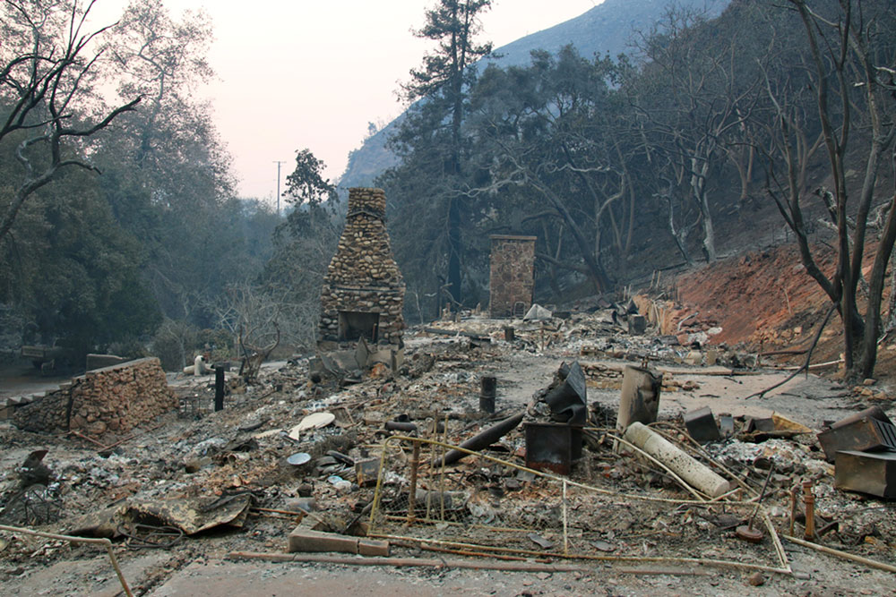 Earlier Wildfires May Hold Key to Stopping Giant Thomas Fire | Local ...