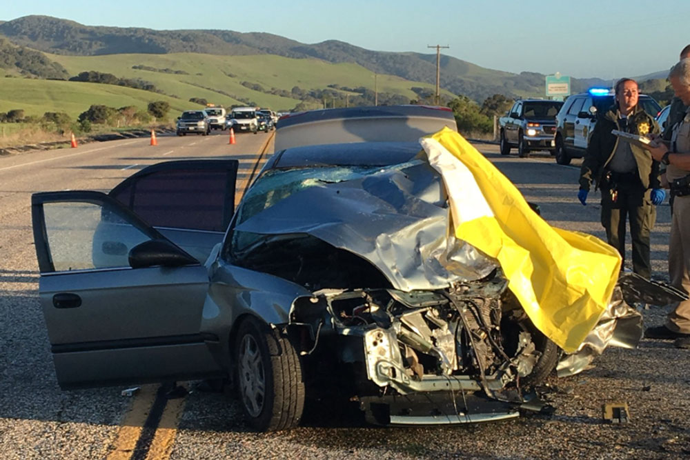 1 Killed, 3 Critically Injured In Highway 1 Crash South of Lompoc ...