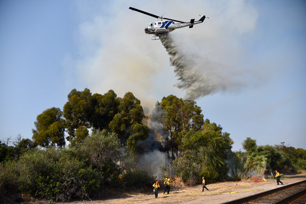 Crews Stop Small Brush Fire Near Highway 101 in Goleta | Local News ...