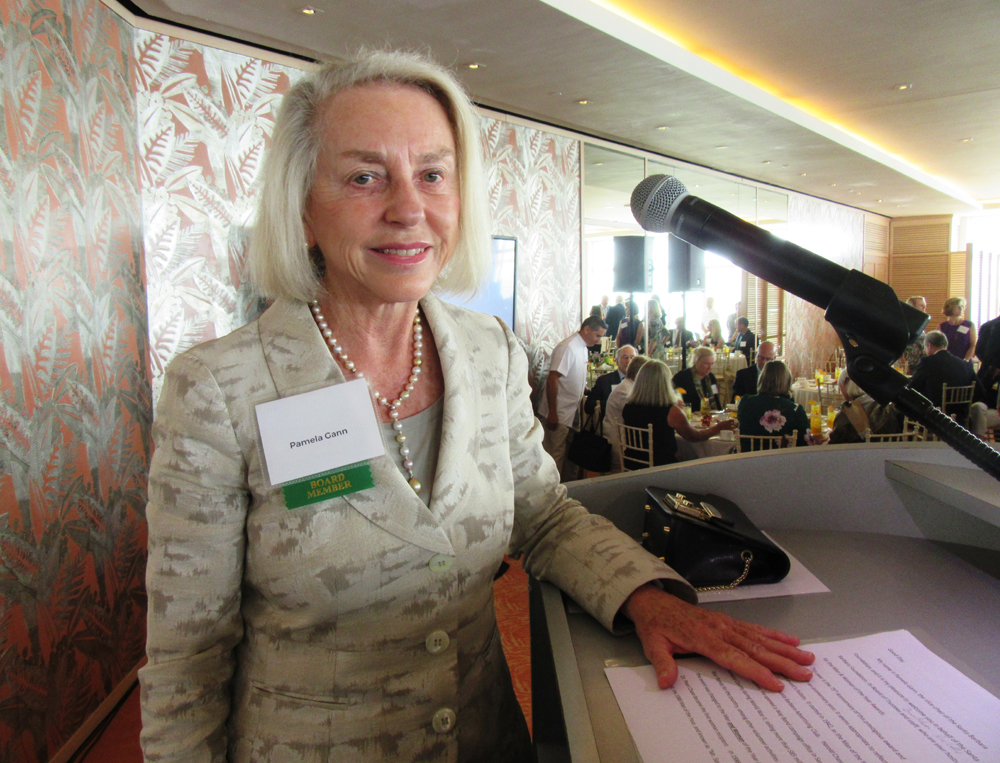 Ernesto Paredes, Joni Meisel Feted as Man & Woman of the Year by Santa ...