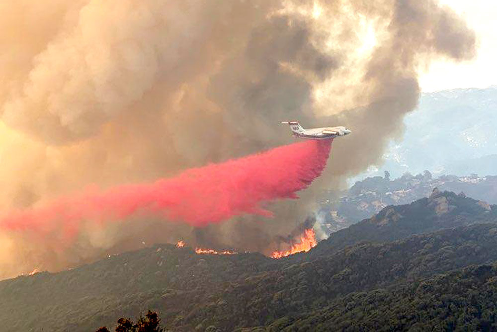 Daylight Brings Tankers, Helicopters Into Fight Against Cave Fire ...