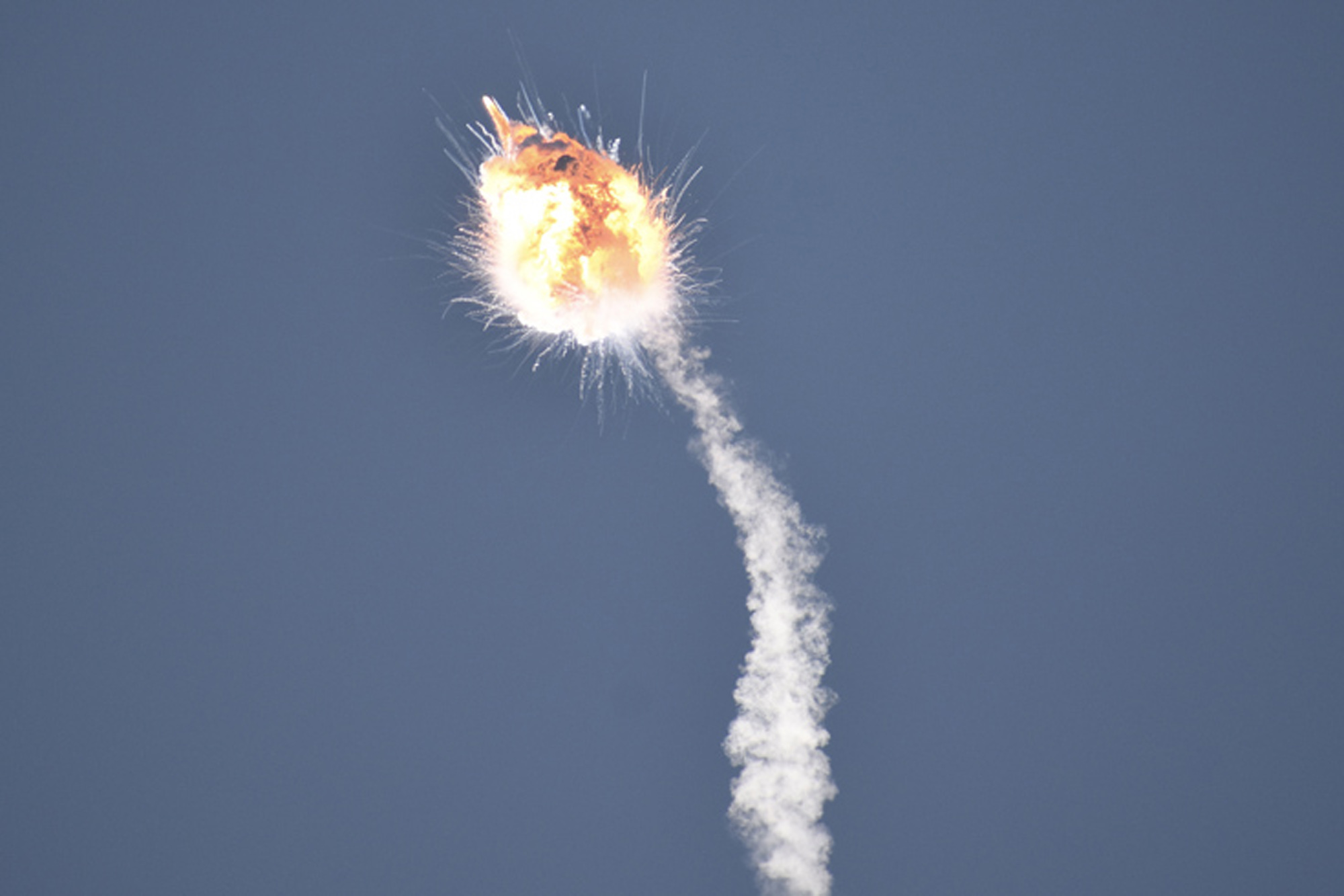 Firefly Aerospace’s Alpha Rocket Explodes During Inaugural Launch ...