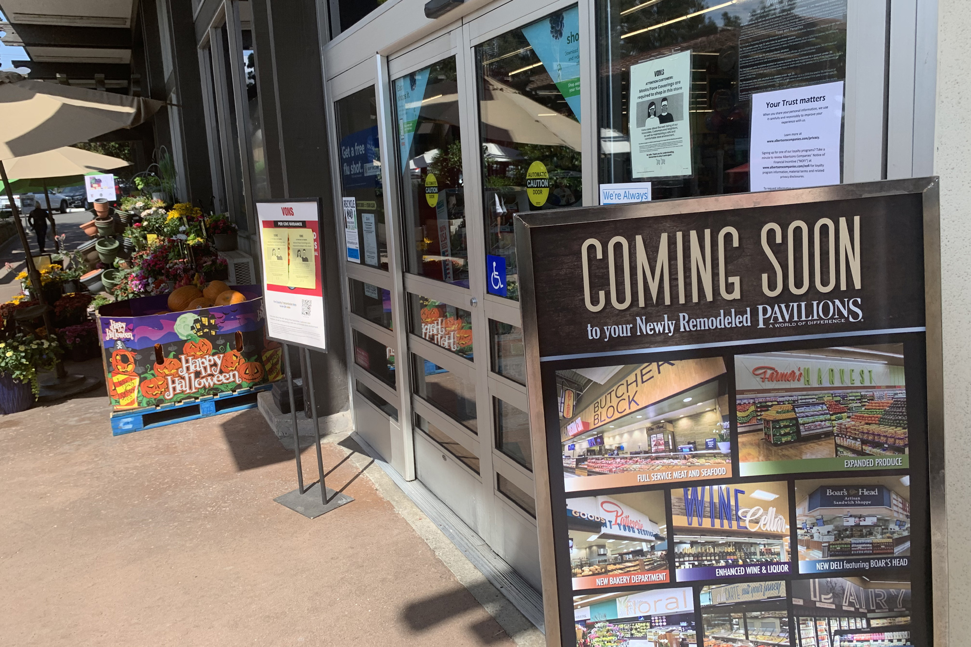 BizHawk: Vons Grocery Store in Montecito Soon Will Become Pavilions ...