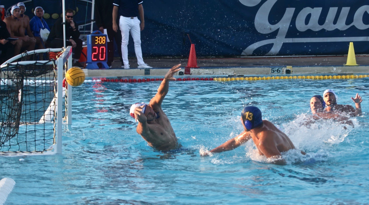 Top-Ranked UCLA Edges No. 5 UCSB 12-10 at Campus Pool | Sports | Noozhawk