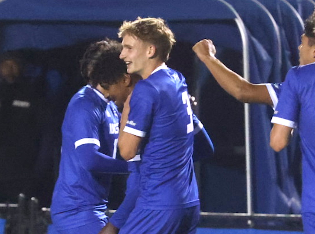 UCSB Soccer Runs Unbeaten Streak to 7 Matches With 1-0 Victory at UC ...