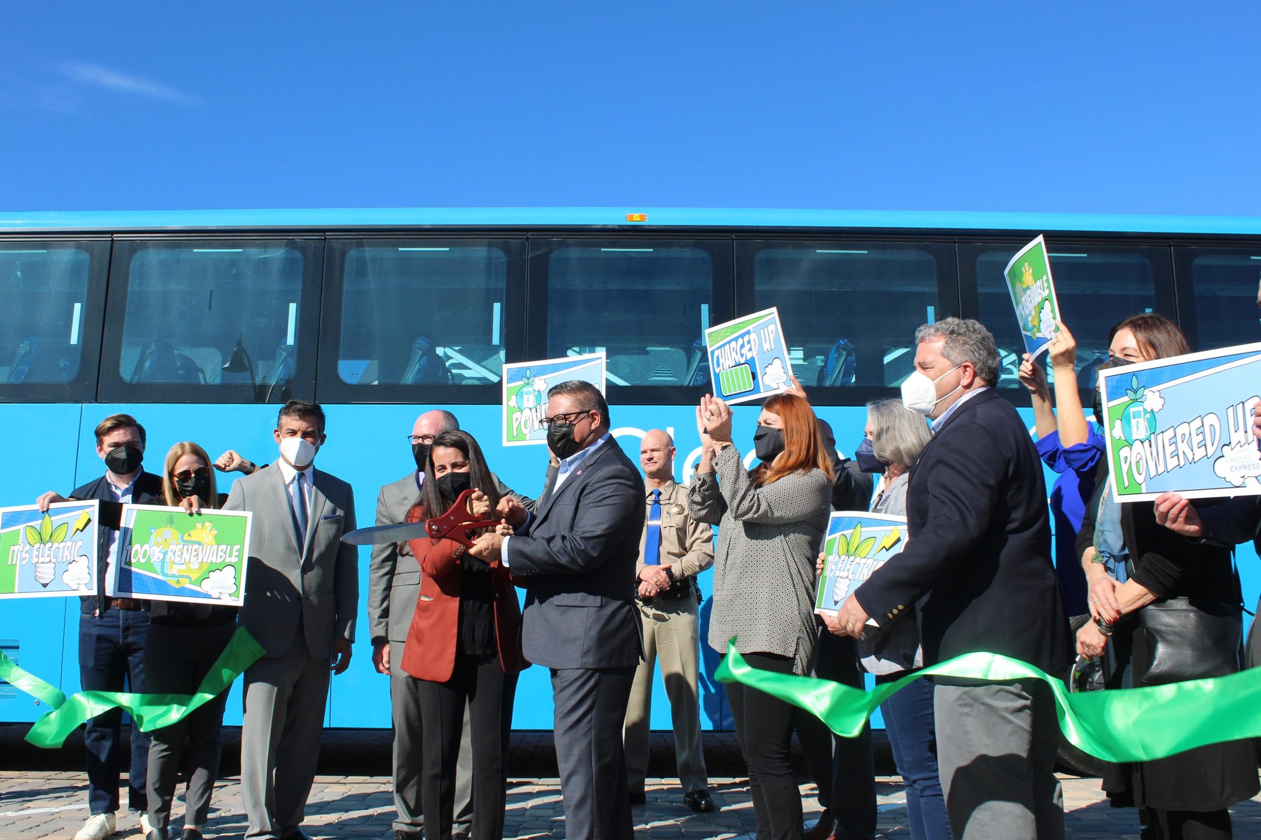 All-Electric Commuter Bus Joins Santa Barbara County’s Clean Air ...