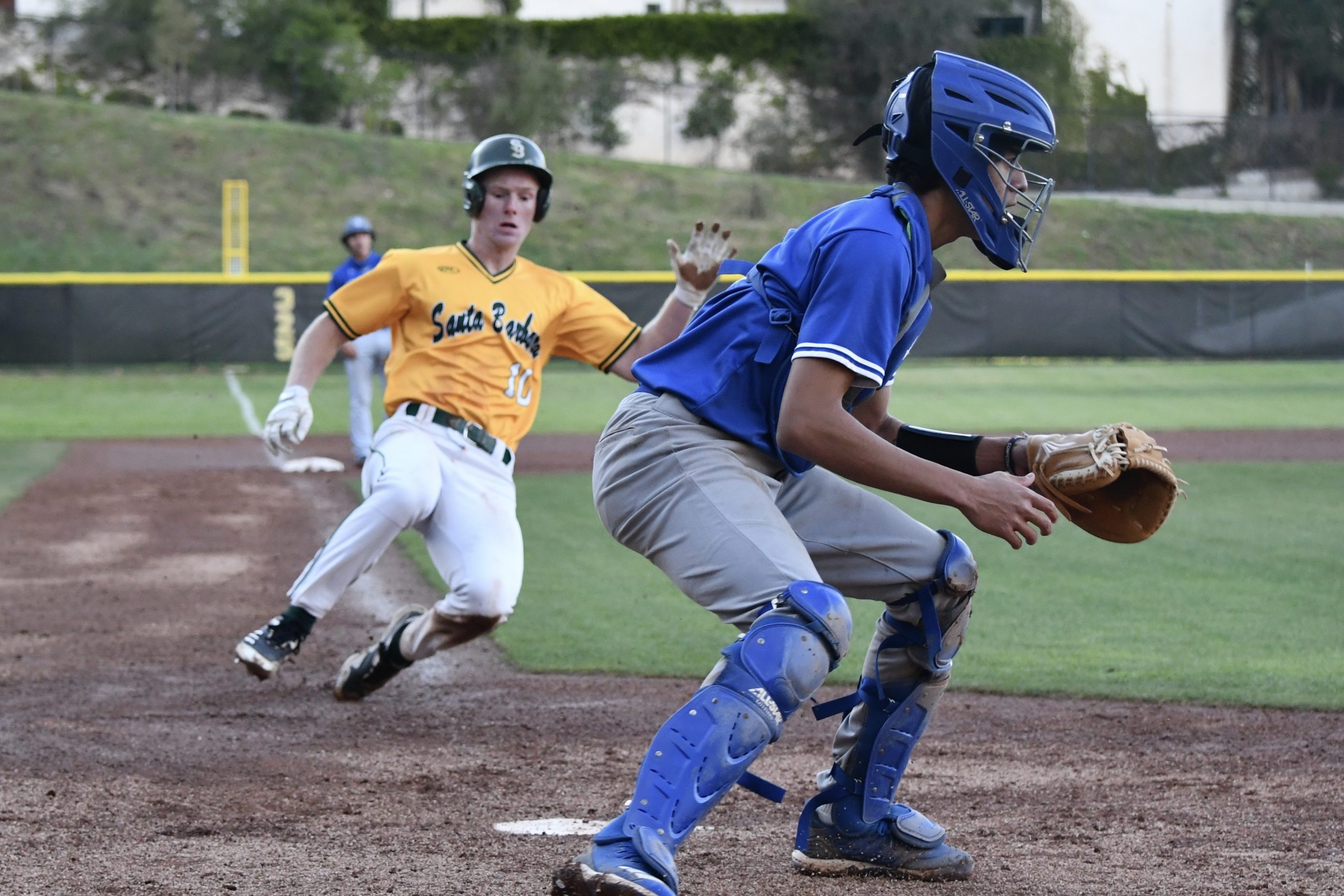 Santa Barbara Baseball Falls to Burbank, 9-5 | Sports | Noozhawk