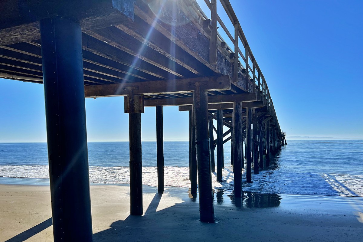 Goleta Pier Blues | Photo of the Day | Noozhawk