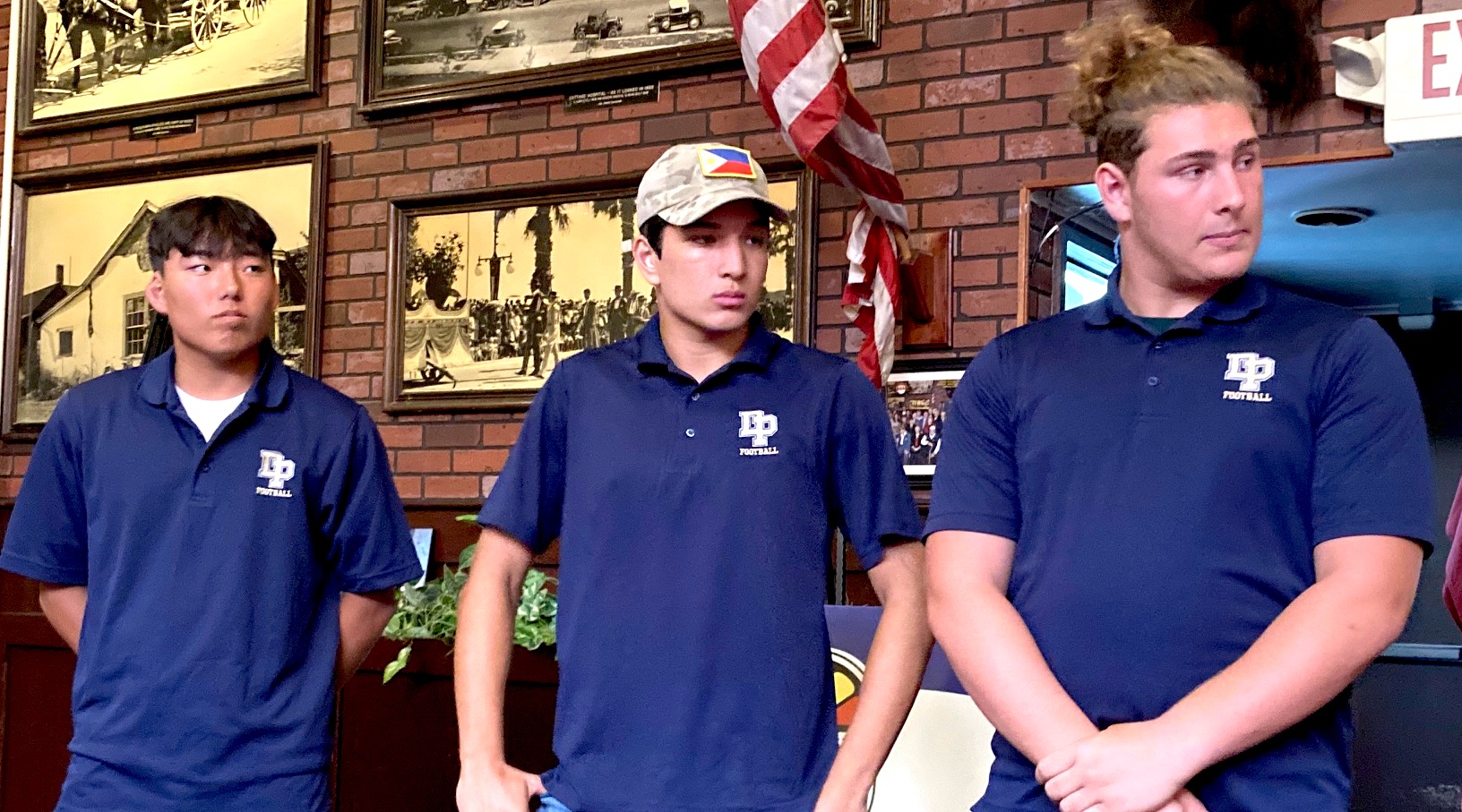 Round Table Press Luncheon Brings Back Great Memories for Football ...