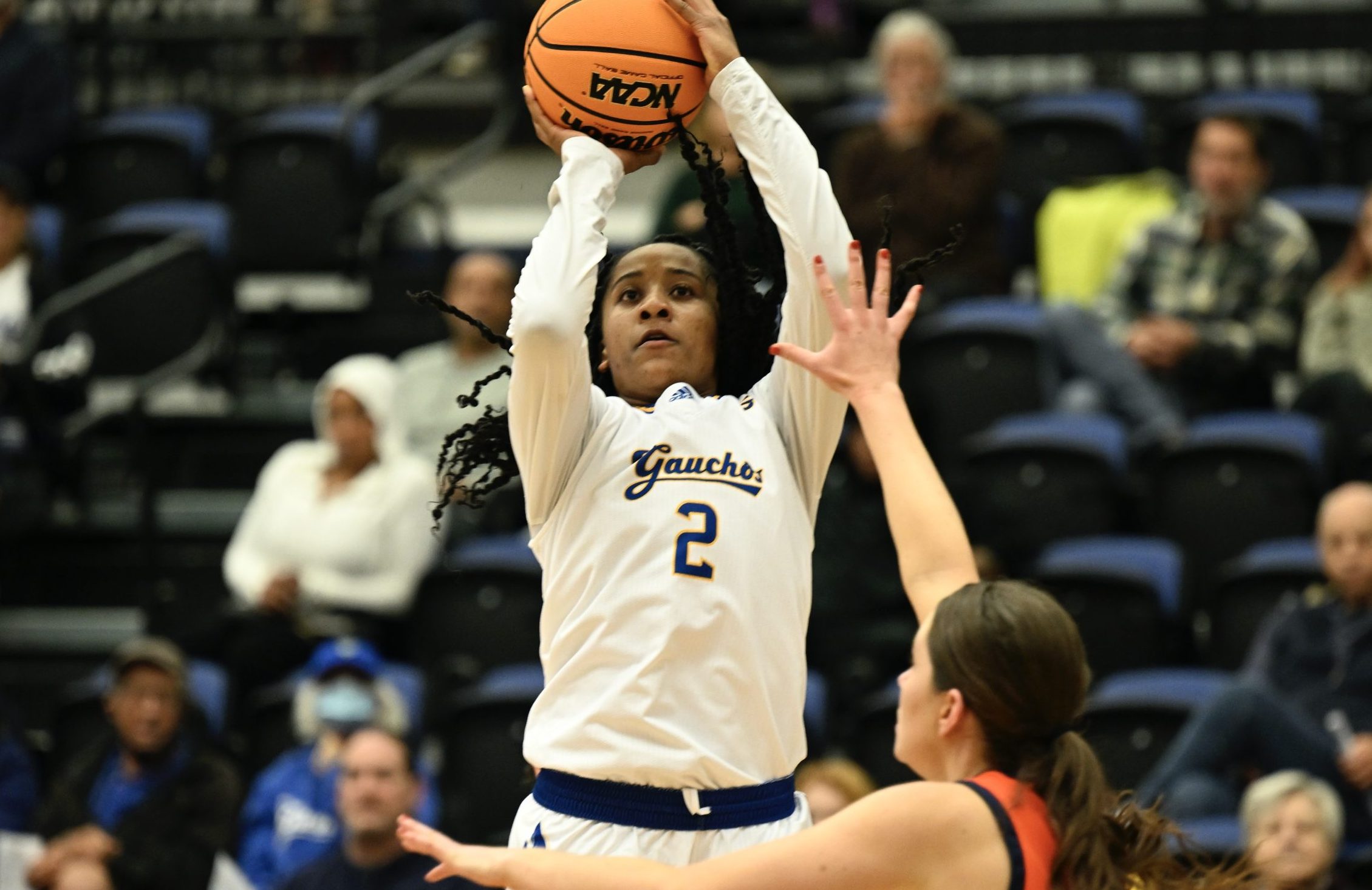 Alexis Tucker is Clutch for UCSB Women in 64-61 Win Over CSUN | Sports ...