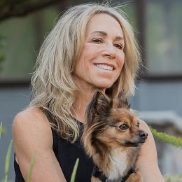 Joan Hunter Mayer: Train Your Sights on Your Inquisitive Canine | Four ...