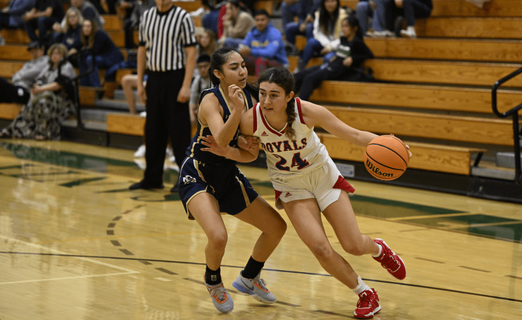 San Marcos girls lose in final seconds of TOC basketball final, 52-51 ...