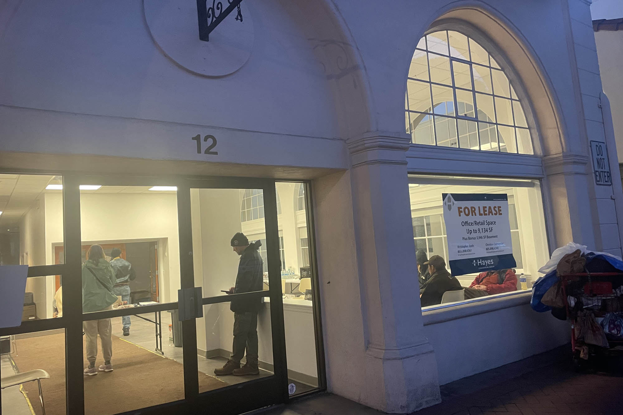 Community Comes Together to Open Temporary Homeless Shelter in Santa ...