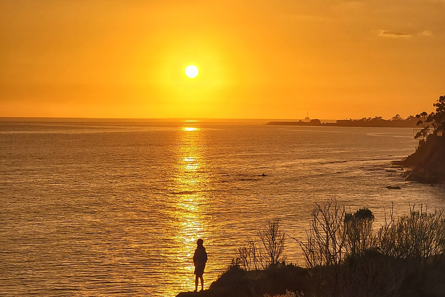 Sunset at More Mesa Bluffs | Photo of the Day | Noozhawk