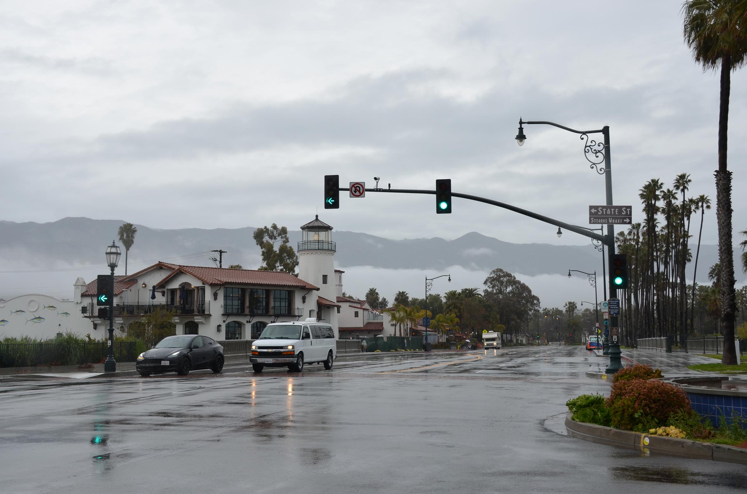 After Brief Break in Rain, Another Atmospheric River to Arrive Tuesday ...