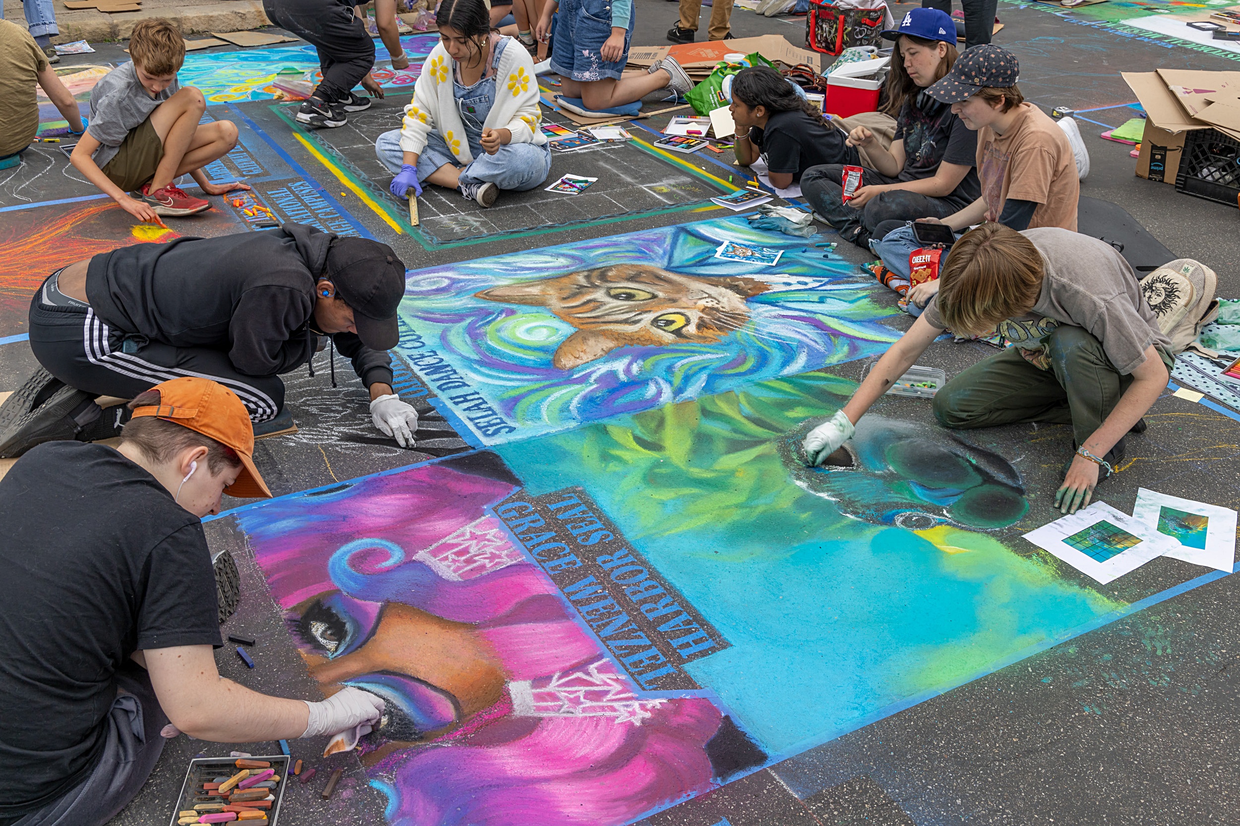 I Madonnari Draws a Crowd for Santa Barbara’s Annual Chalk Show | Local ...