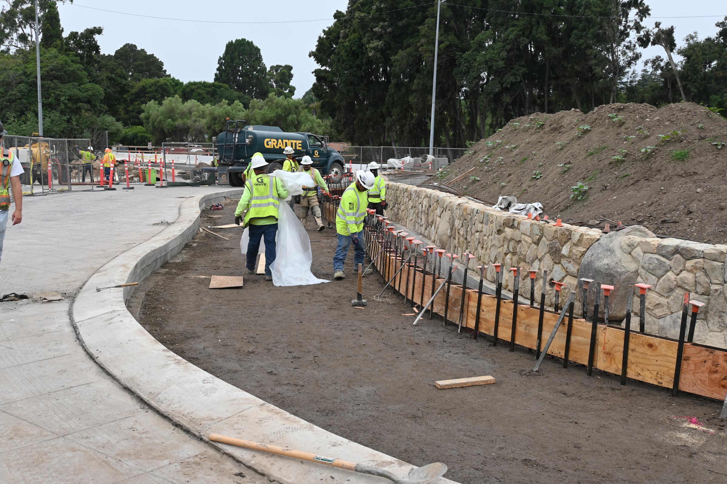 Montecito Roundabout Opening Soon as Highway 101 Construction Continues ...