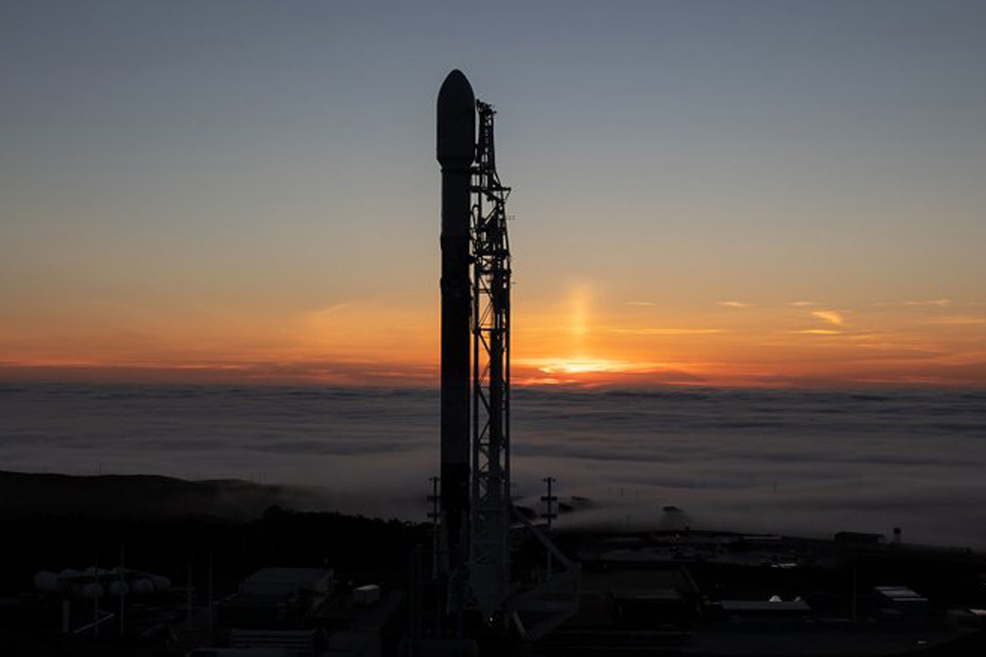 SpaceX Scrubs Rocket Launch Attempt, Now Aiming for Friday Morning ...