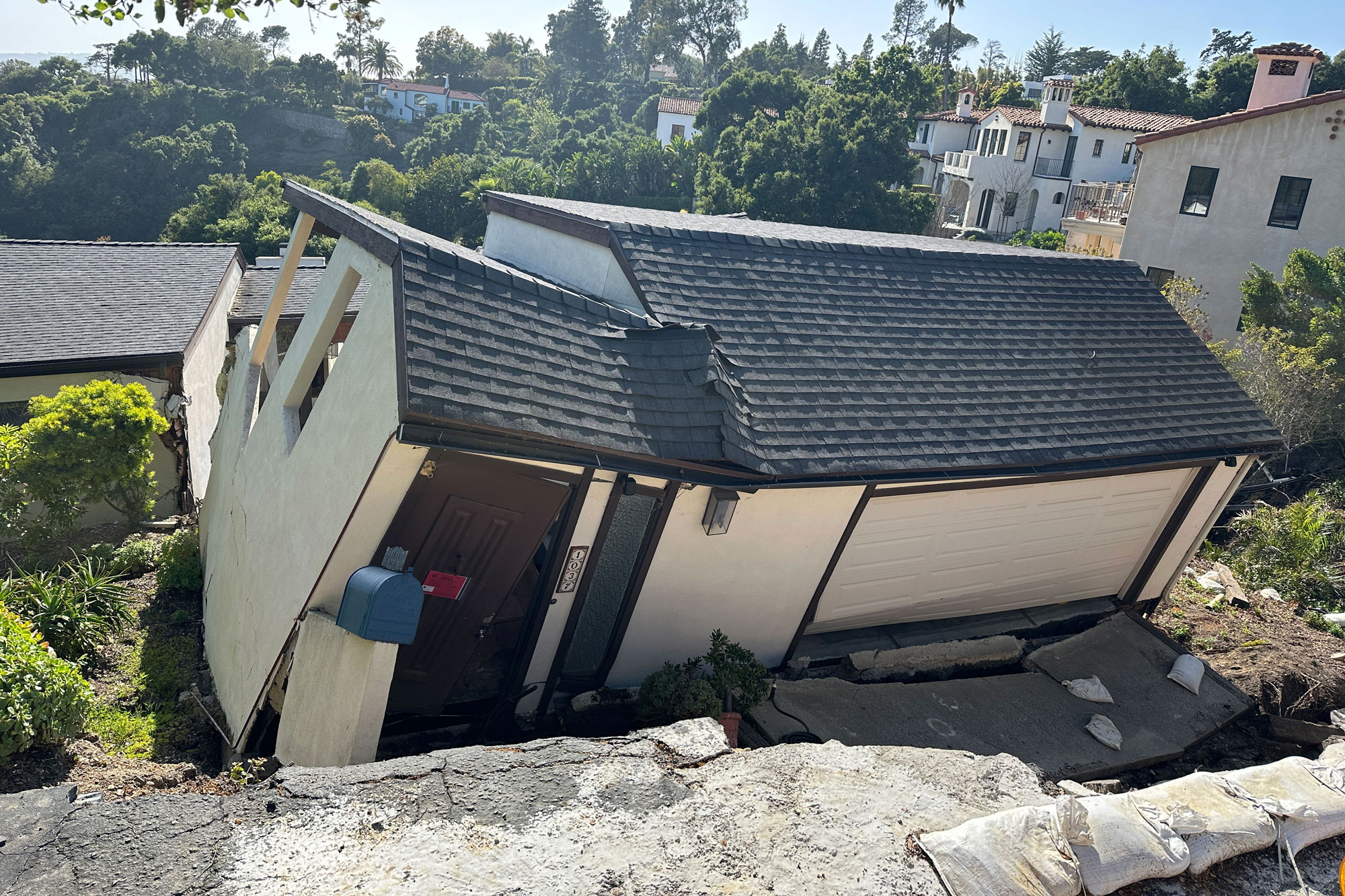 Community Steps Up to Raise Funds for Owner of Collapsed Home in Santa ...