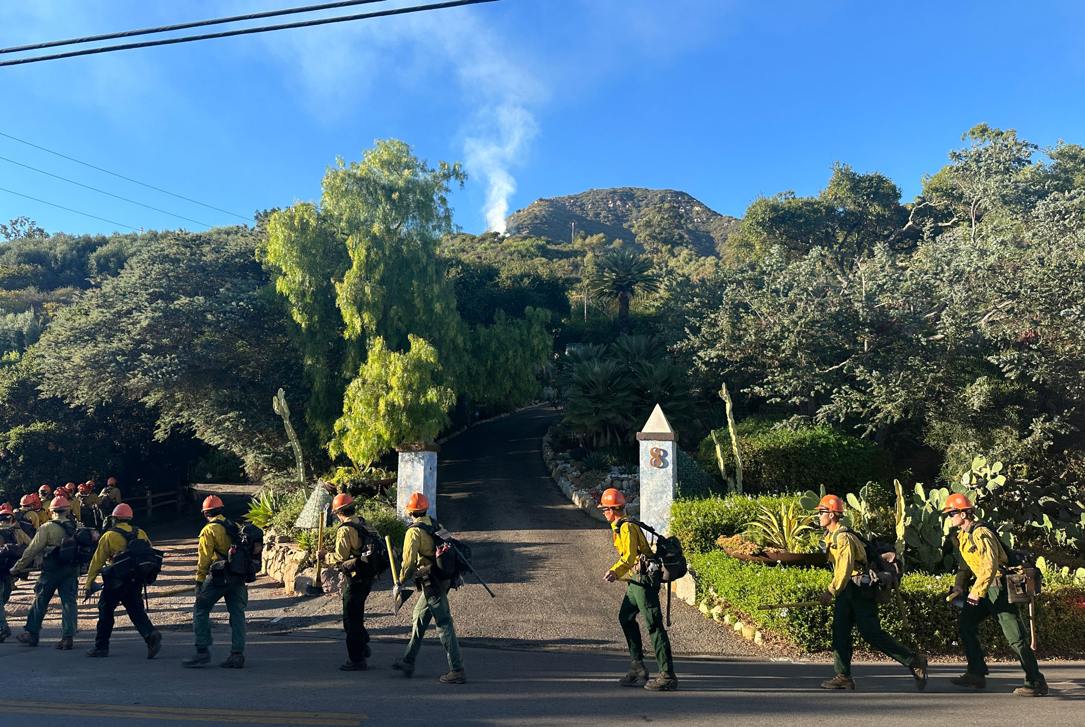 Crews Stop Vegetation Fire in Montecito Hills | Local News | Noozhawk