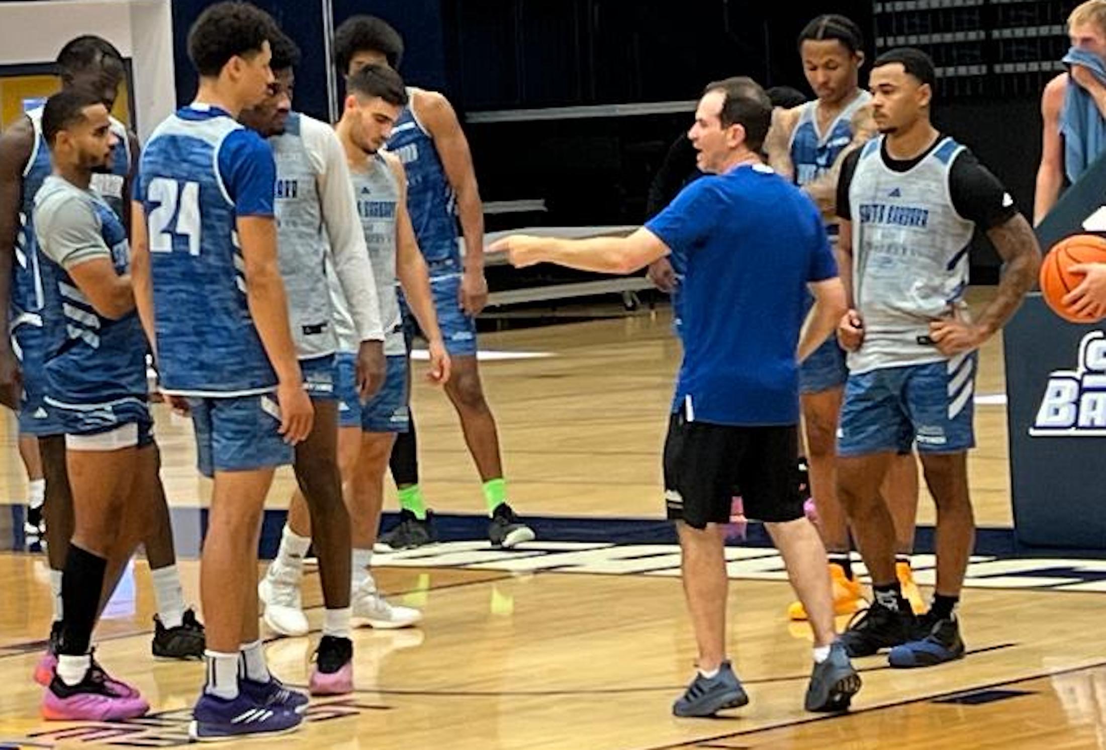 Mark Patton: 8 Newcomers Prompt Deep Thinking for UCSB Basketball Coach ...