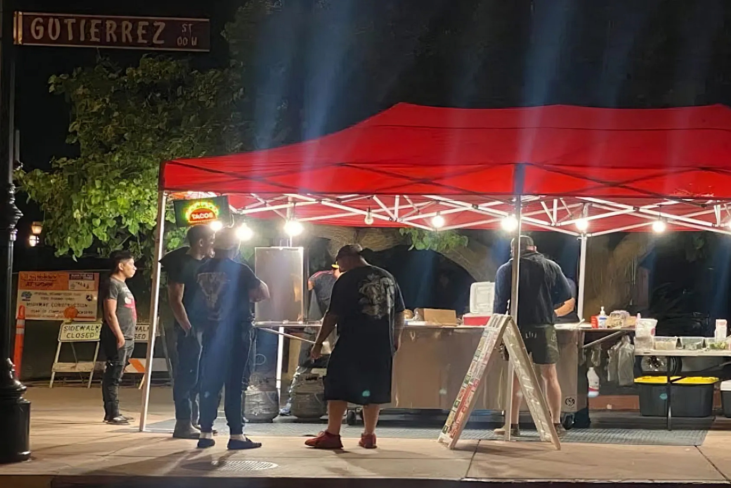 Bill Macfadyen: In Street Food Fight, Local Restaurants Say Illegal ...