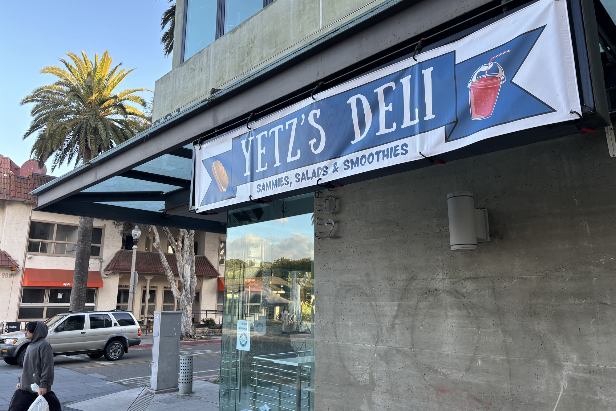 BizHawk: Yetz's Bagels in Isla Vista Expands with Deli Next Door ...