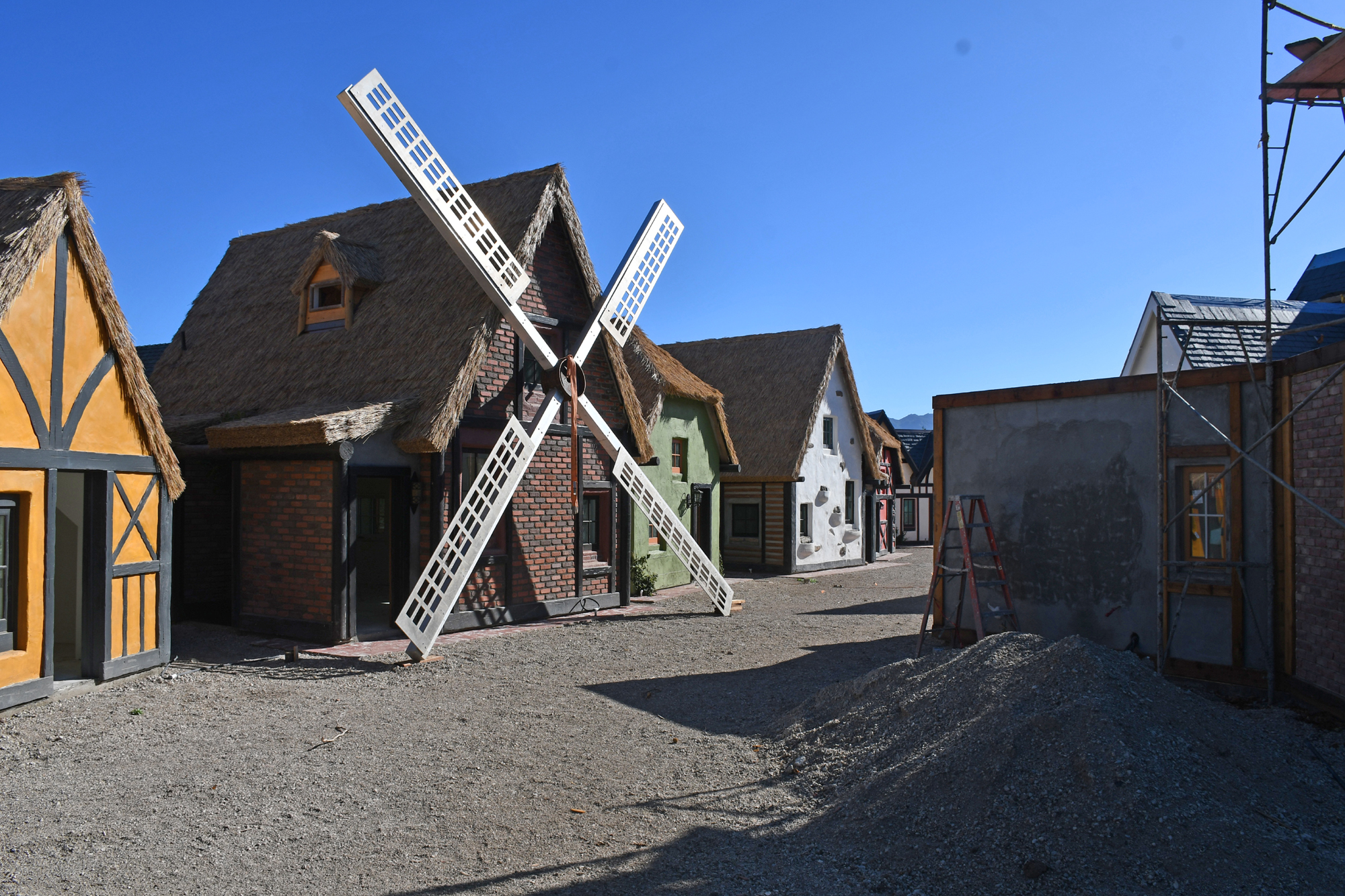 Ed St. George Feuding with City Over 'Whimsical’ Cottage Project in ...