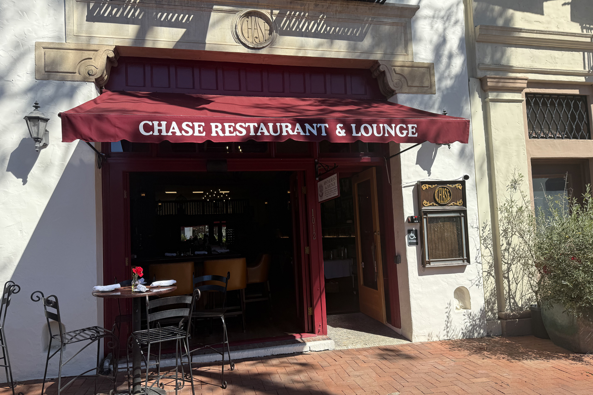 BizHawk: Chase Restaurant & Lounge in Santa Barbara Back in Business ...